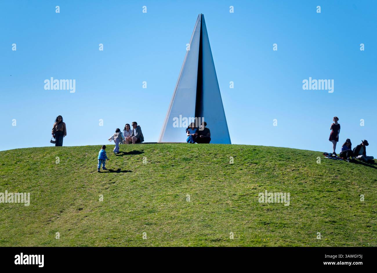 The Light Pyramid of Milton Keynes. This public artwork sits on top of ...