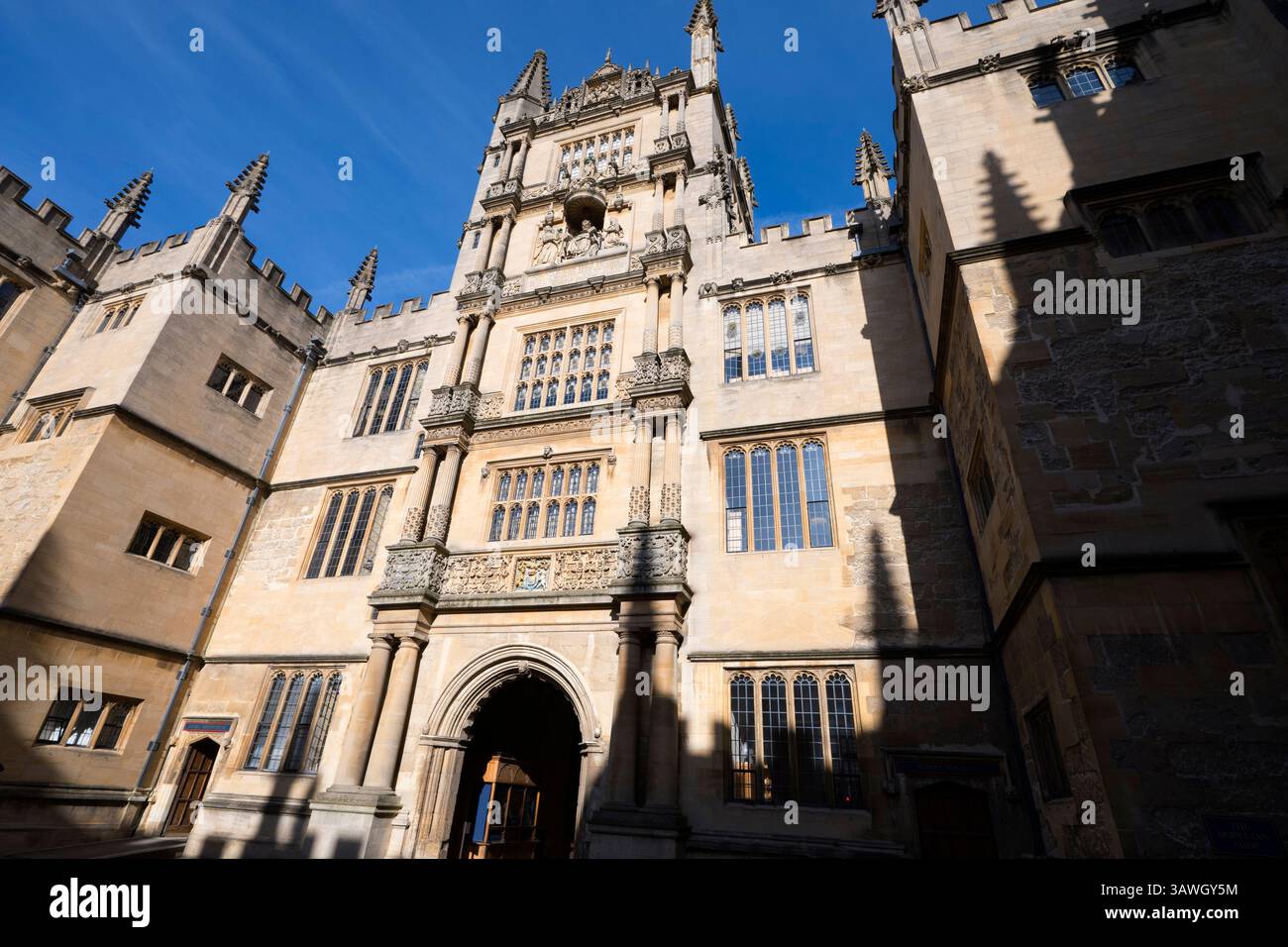 The Bodleian Library, Oxford, on a fine spring morning. Here we see one ...