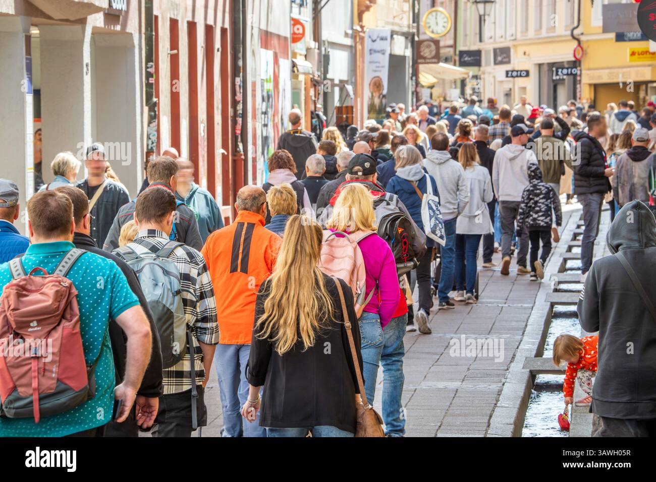 Shopping in der Innenstadt, großer Andrang am Ostersamstag, Freiburg ...