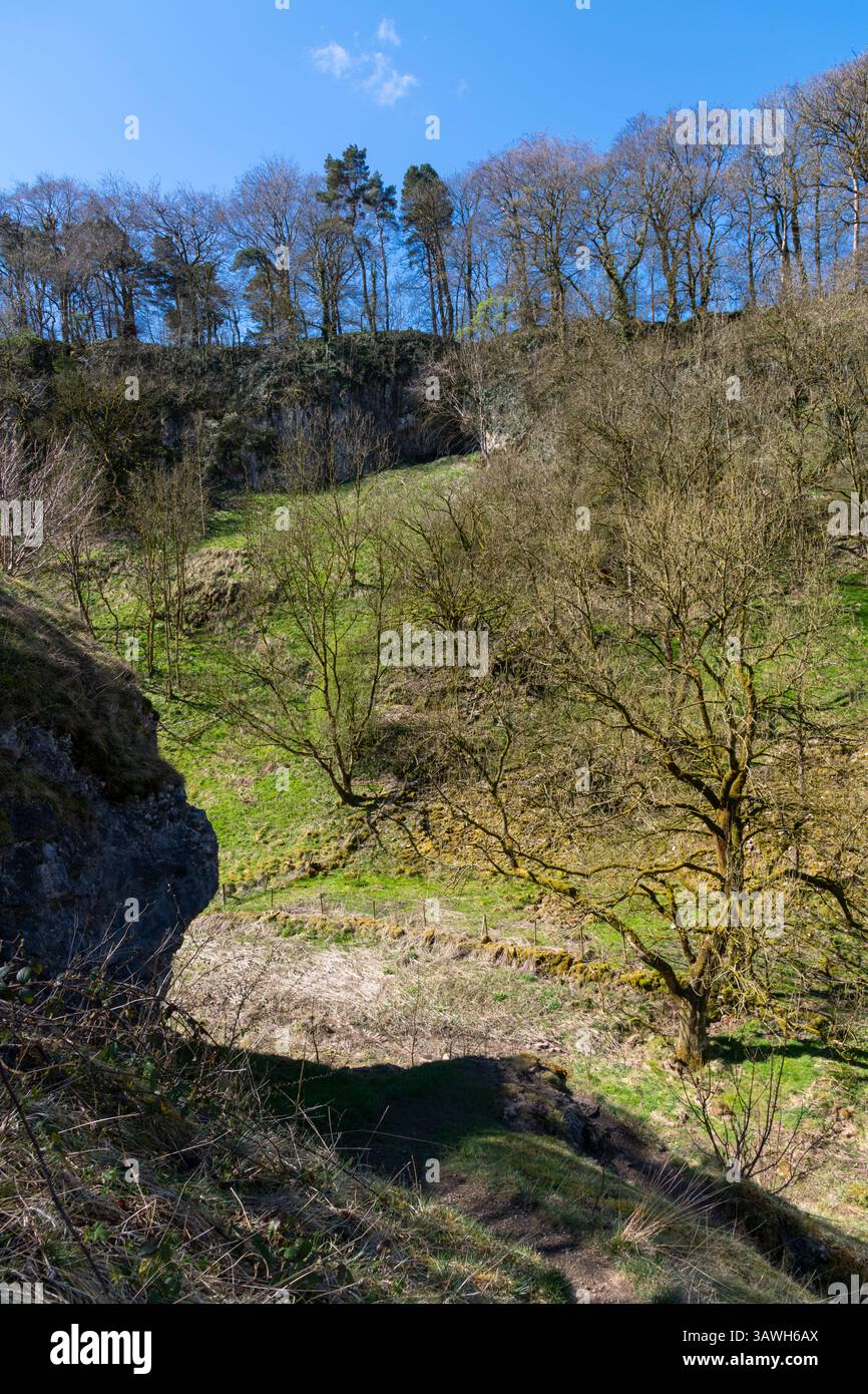 Deep Dale near Buxton, Peak District, Derbyshire, England Stock Photo - Alamy