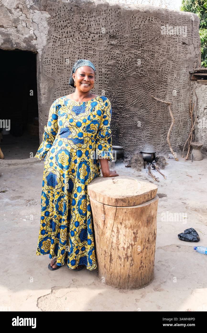 Sonyo, Ghana. Woman of the Gonja Ethnic Group Stock Photo - Alamy