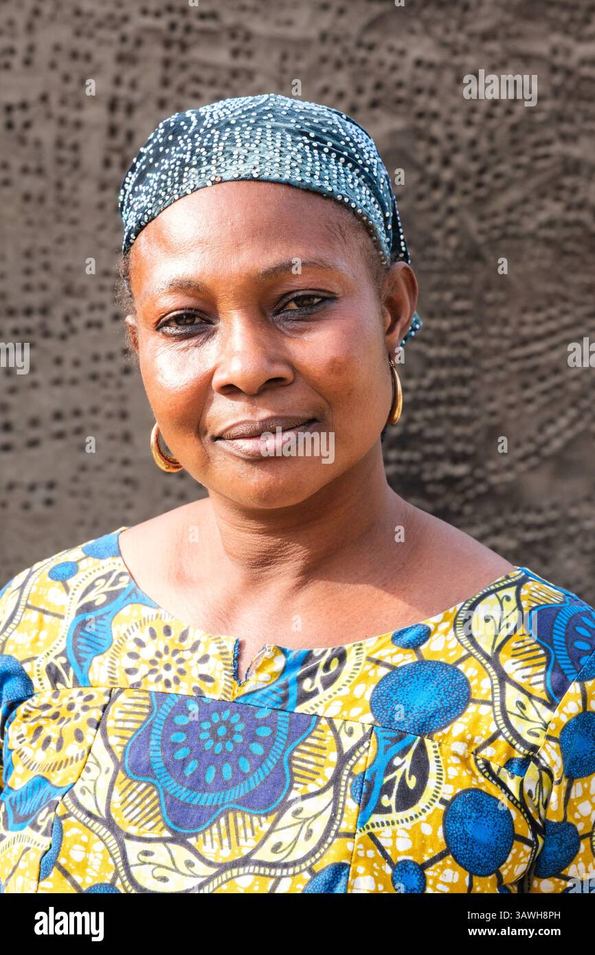 Sonyo, Ghana. Woman of the Gonja Ethnic Group Stock Photo - Alamy