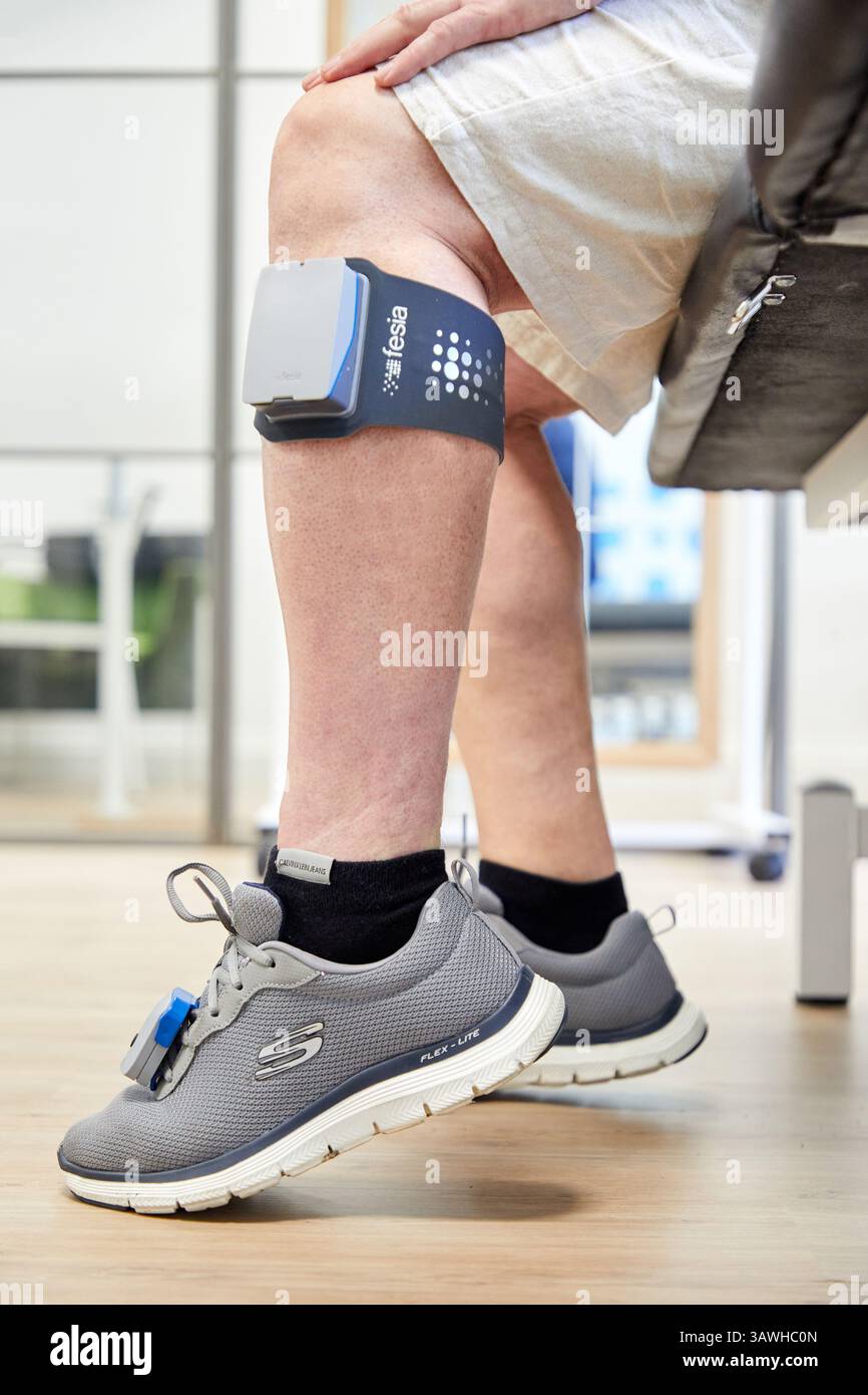 Gait neurorehabilitation device for people who suffer from drop foot as ...