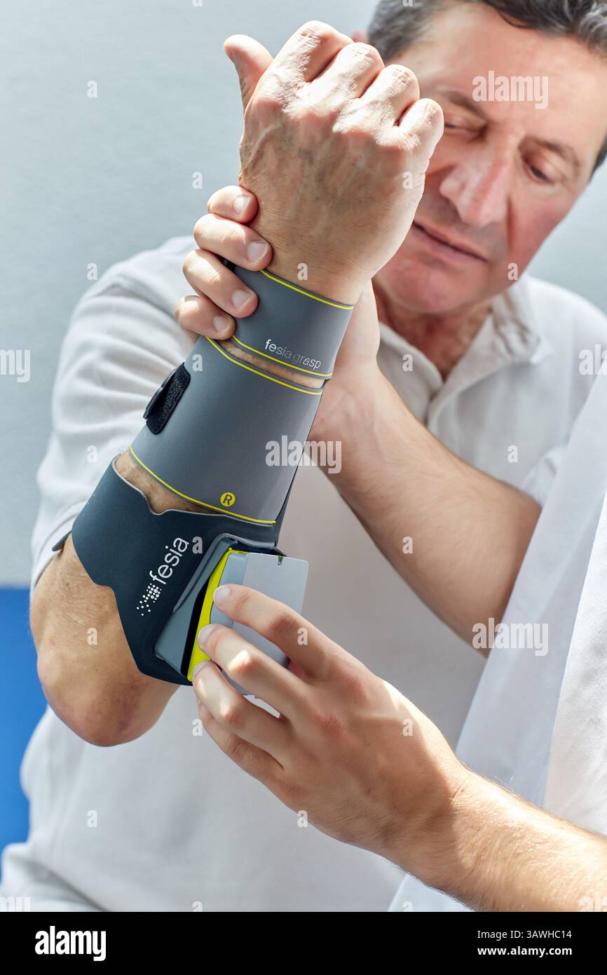 The rehabilitation device based on functional electrical stimulation ...