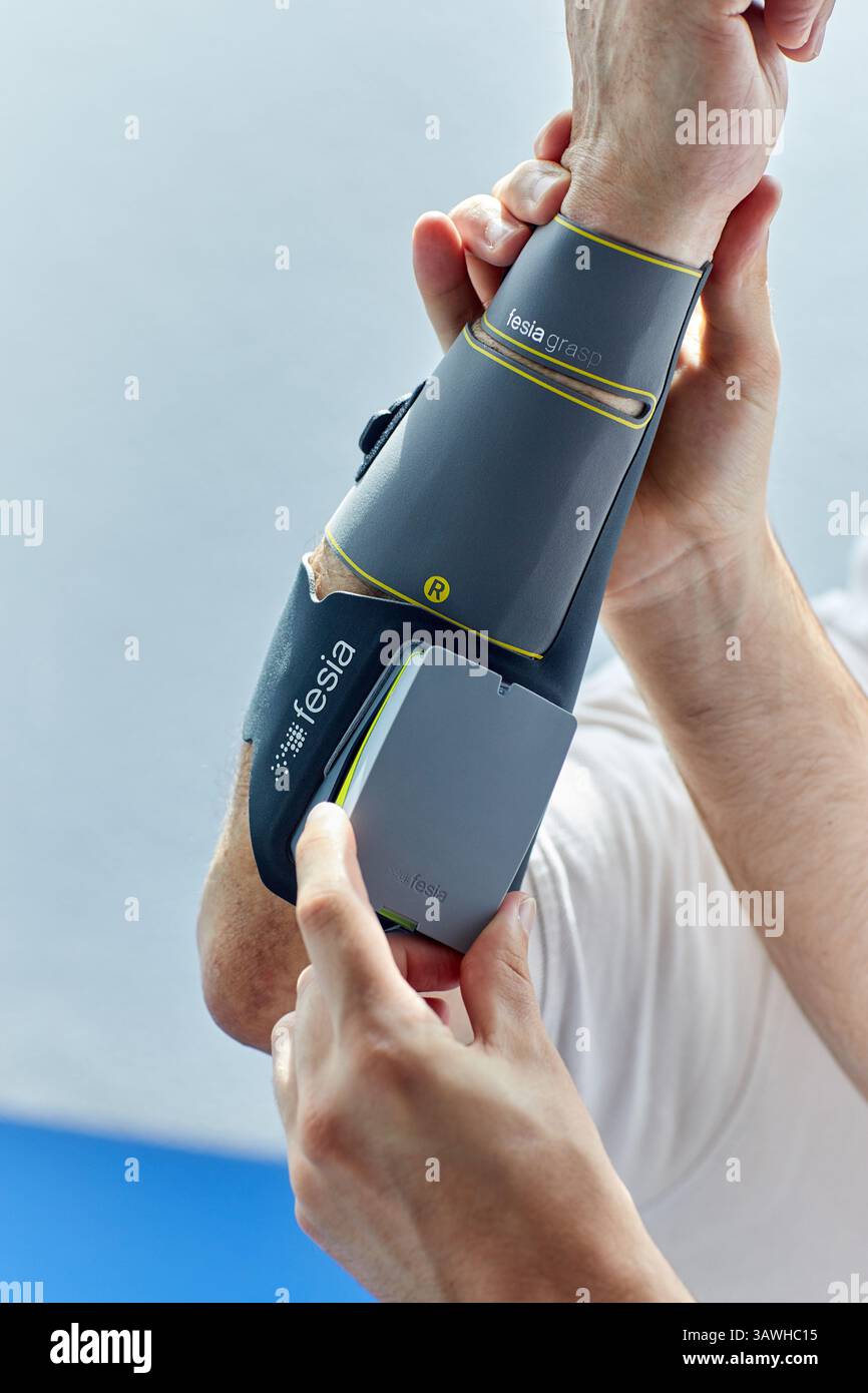 The rehabilitation device based on functional electrical stimulation ...