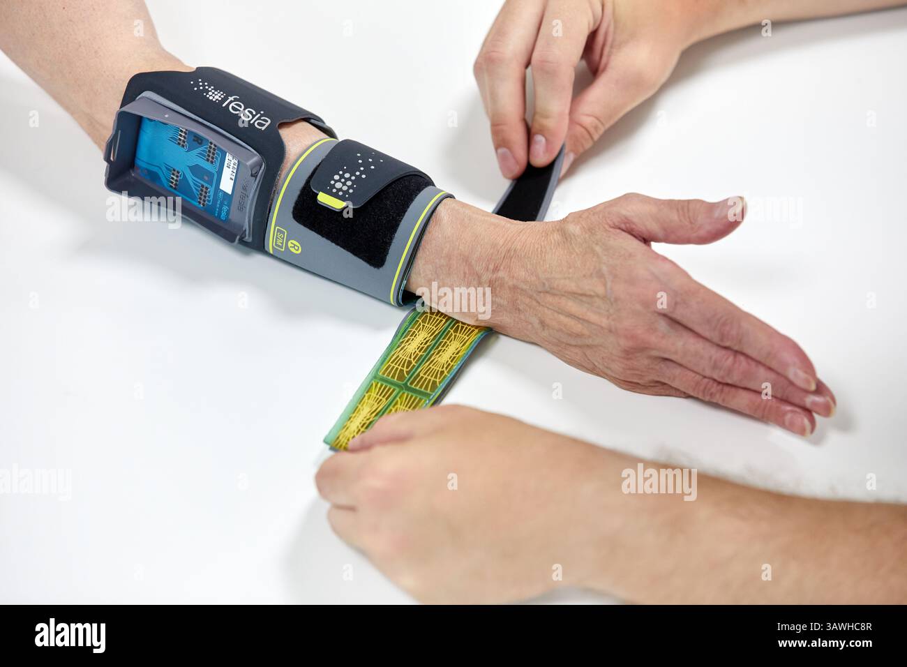 The rehabilitation device based on functional electrical stimulation ...