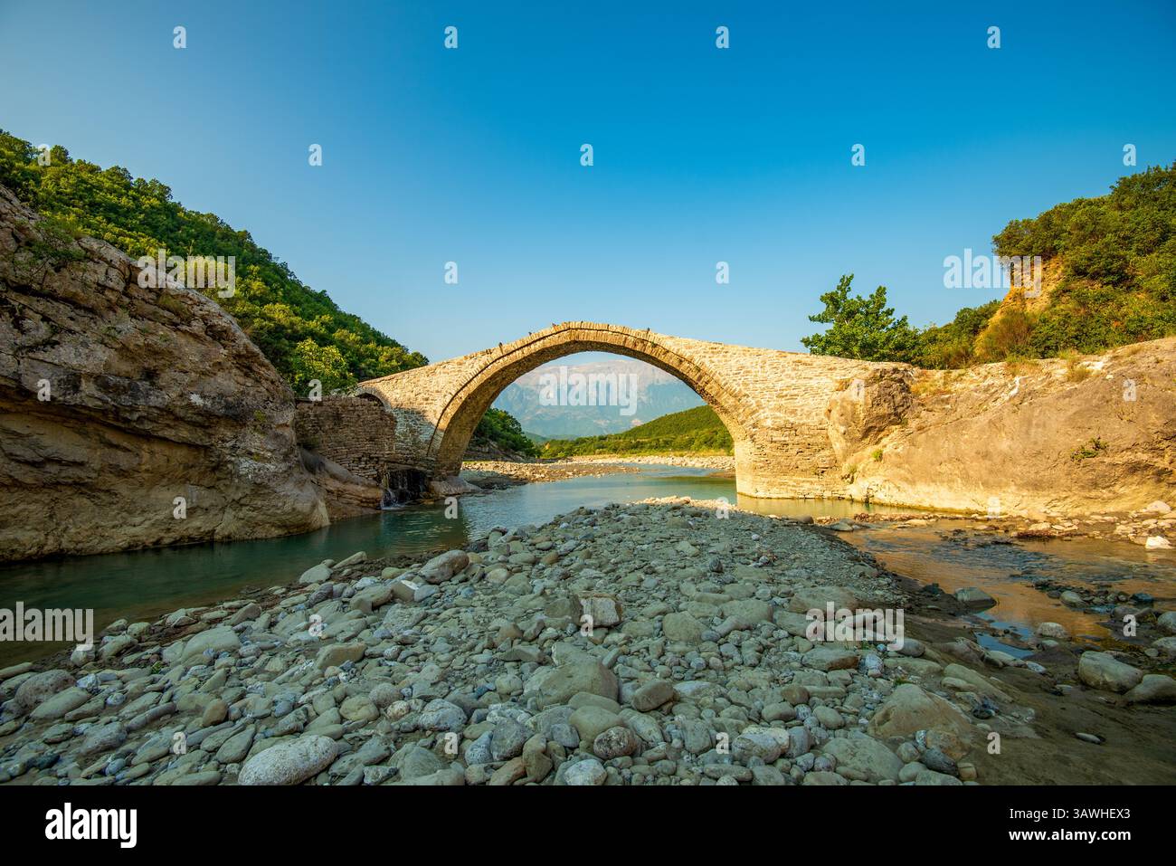 Ura e Kadiut (Kadiu's Bridge) in Banje Permet arches over the Vjosa ...