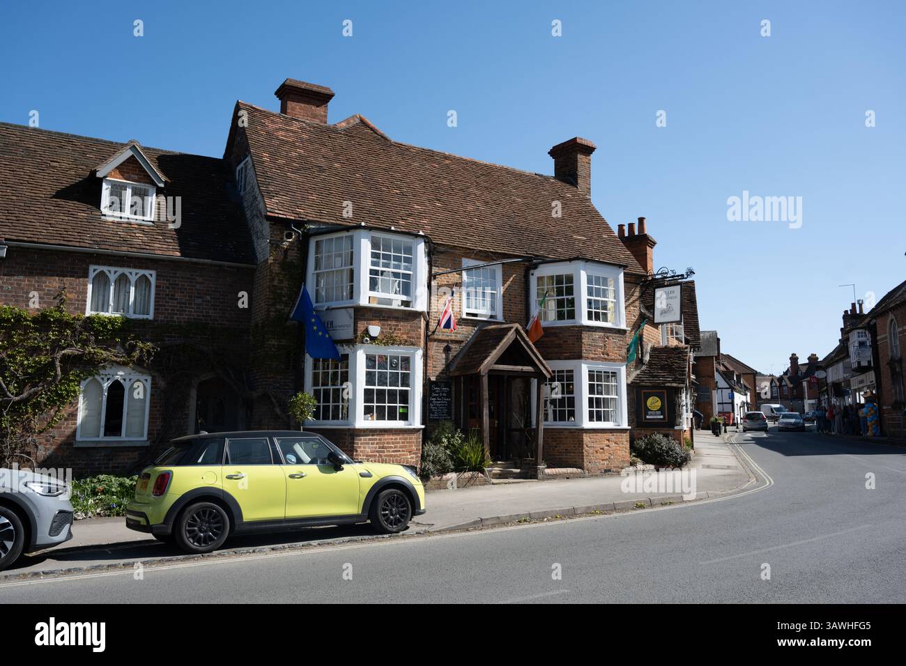 The Miller of Mansfield Pub, Goring on Thames Stock Photo - Alamy