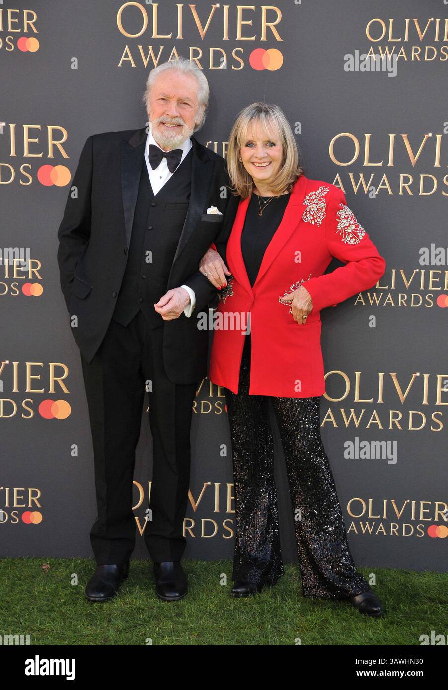 Leigh lawson actor hi-res stock photography and images - Alamy