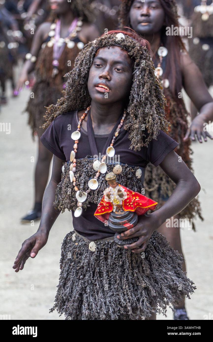 Ibajay Ati-Ati Festival participant in black face to honor the Ati ...