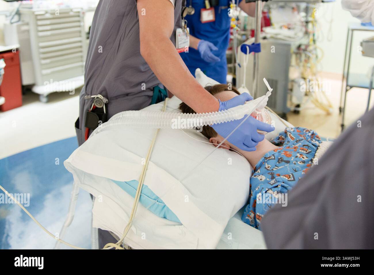 Anesthesia in children hi-res stock photography and images - Alamy
