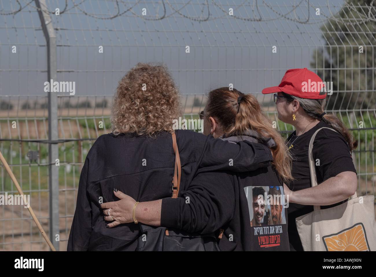 April 19, 2025, Nir Oz, Tel Aviv, Israel: Family members of David Cunio ...