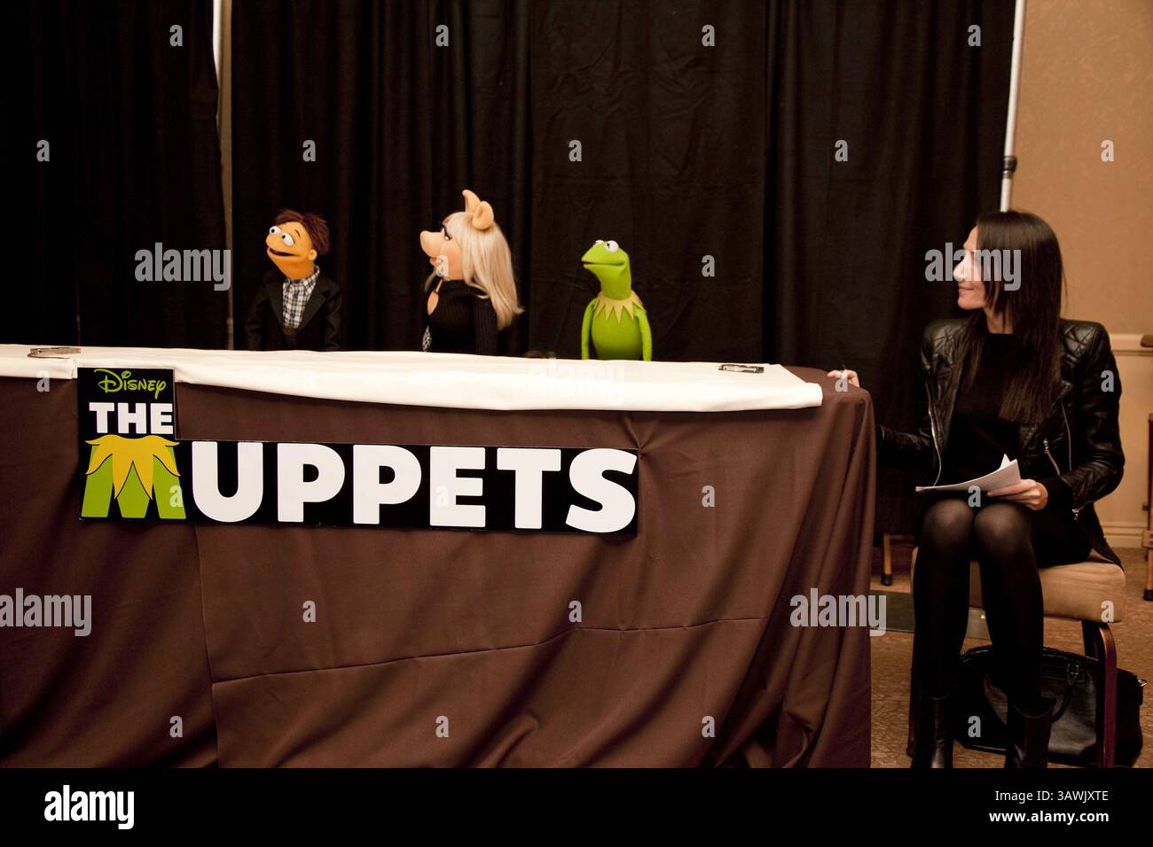 November 5, 2011 - Hollywood, California, U.S. - Walter, Miss Piggy ...