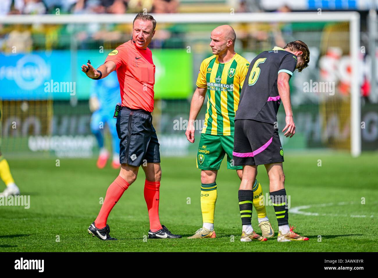 DEN HAAG, 20-04-2025, Bingoal Stadion, Dutch Keuken Kampioen Divisie ...