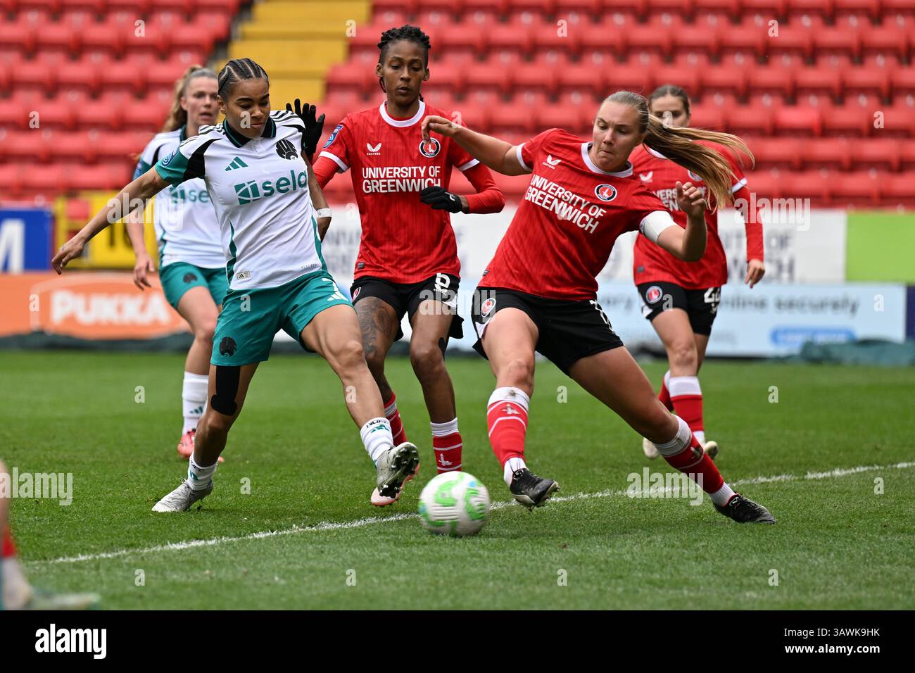 LONDON, UK - 20th April 2025: Kiera Skeels of Charlton Athletic Women ...