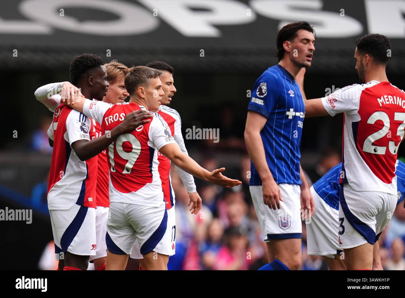 Arsenal's Leandro Trossard (second left) celebrates scoring their side ...