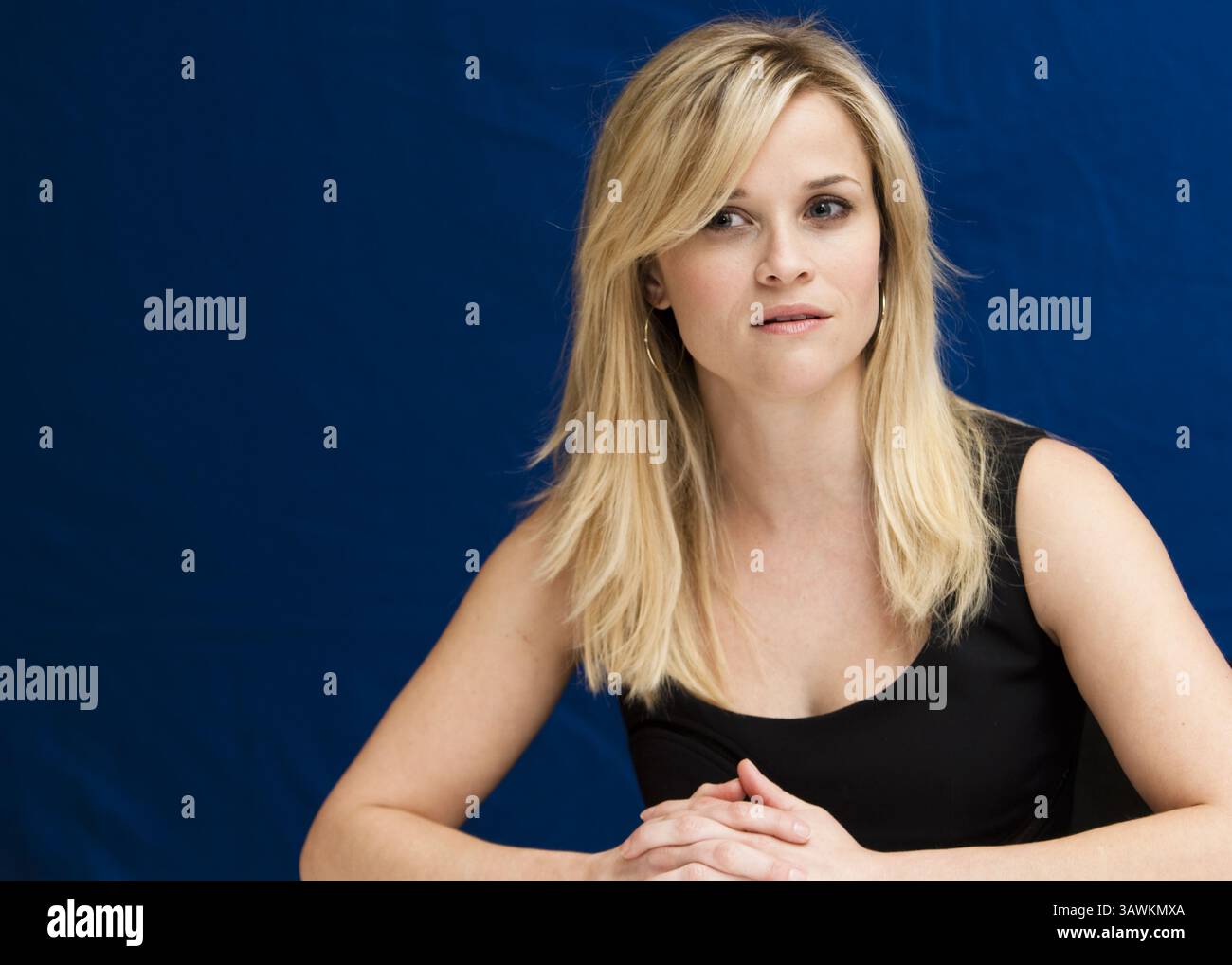 December 7, 2010 - Hollywood, California, U.S. - REESE WITHERSPOON ...