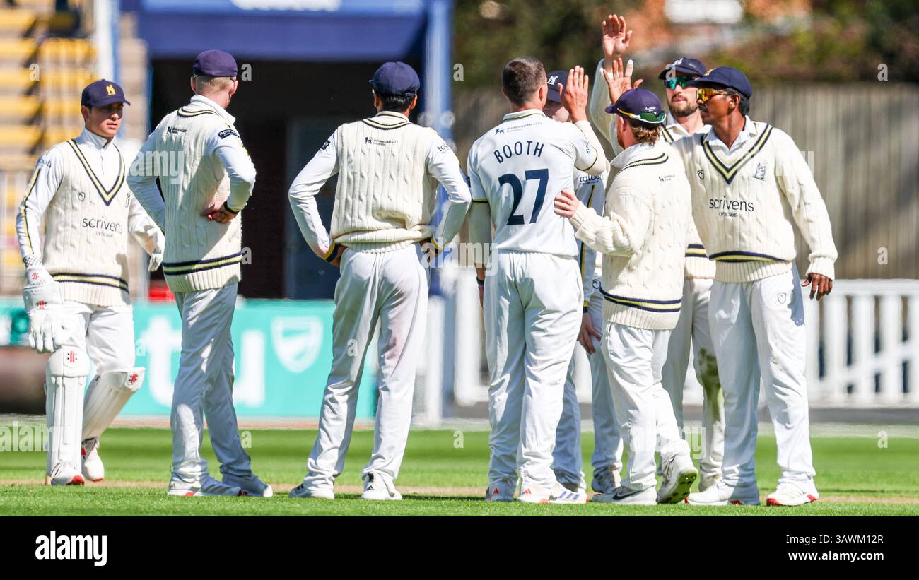 Birmingham, UK. 20th Apr, 2025. Warwickshire celebrate the 4th wicket ...