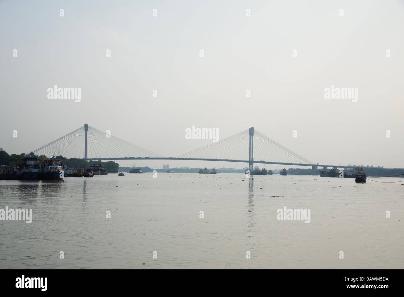 Vidyasagar Setu, also known as the Second Hooghly Bridge seen from ...