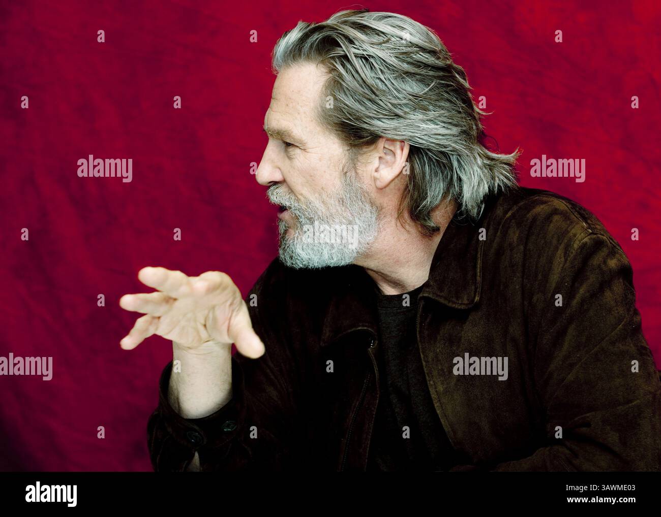 December 2, 2009 - Hollywood, California, U.S. - JEFF BRIDGES promotes ...