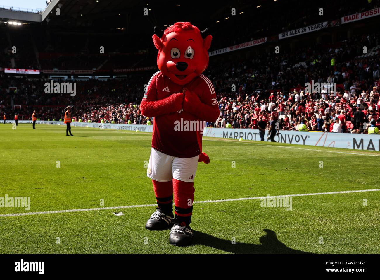Manchester, UK. 20th Apr, 2025. Fred The Red mascot during the Premier ...