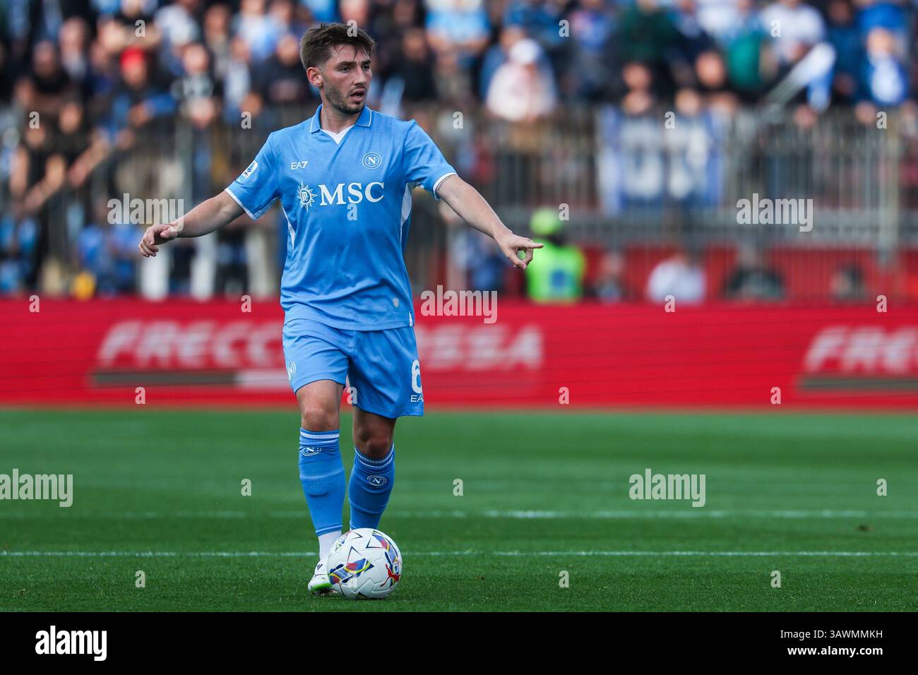 Italien. 19th Apr, 2025. Billy Clifford Gilmour of SSC Napoli seen in ...
