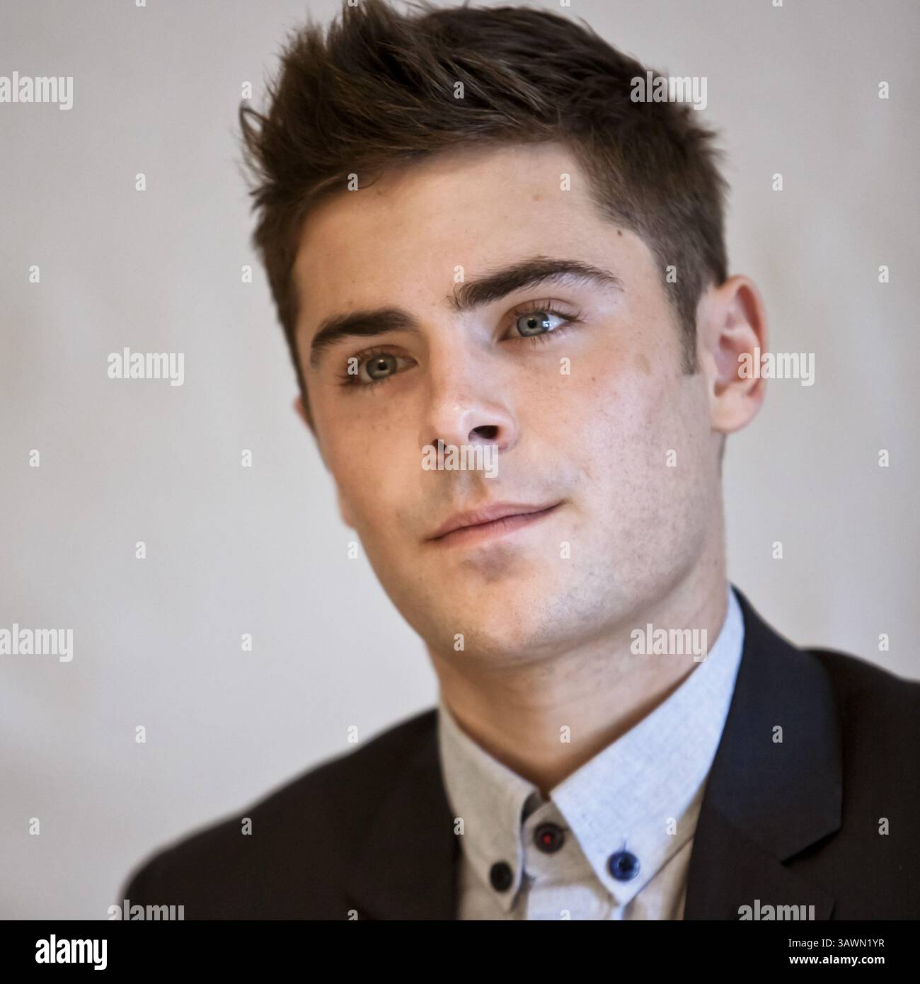 September 24, 2012 - Hollywood, California, U.S. - Actor ZAC EFRON ...