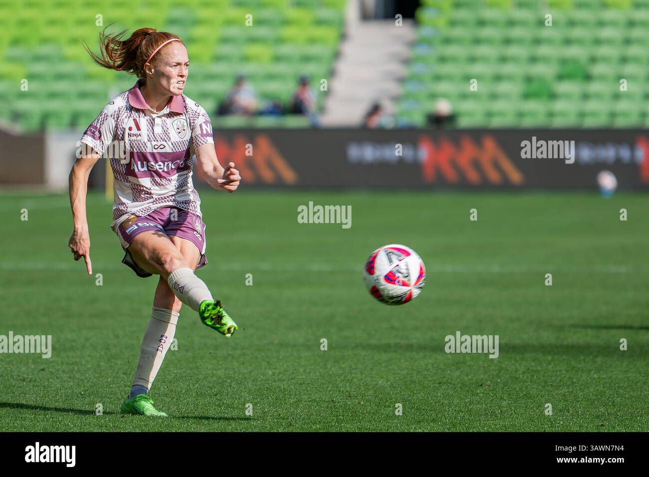 Melbourne, Australia. 19th Apr, 2025. Brisbane Roar's Mariel Hecher ...