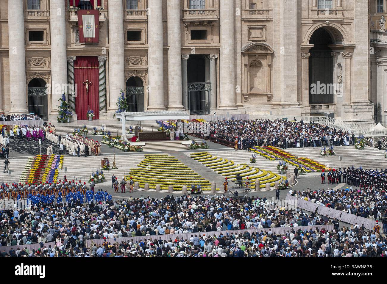 Vatican, Vatican. 20th Apr, 2025. **NO LIBRI** Italy, Rome, Vatican ...