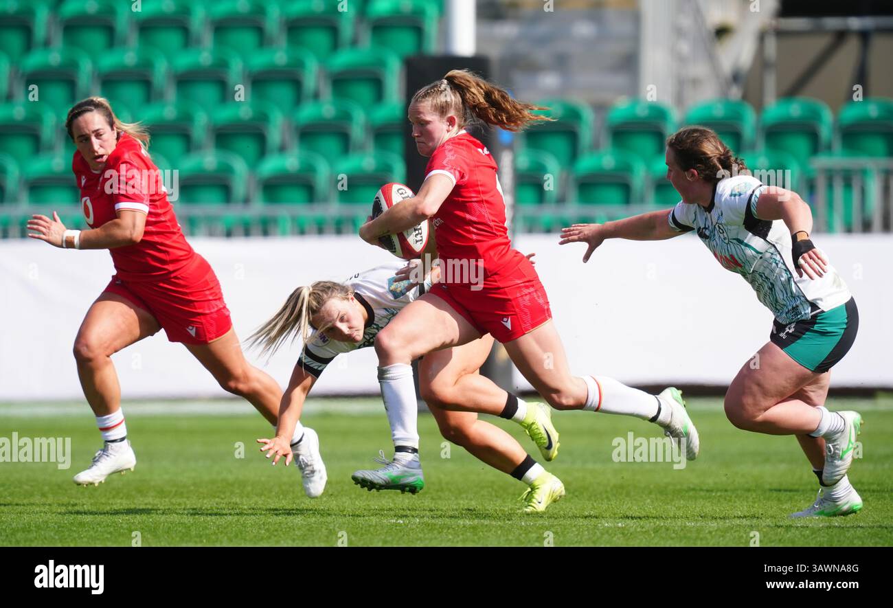 Wales Courtney Keight during the Guinness Women's Six Nations match at ...