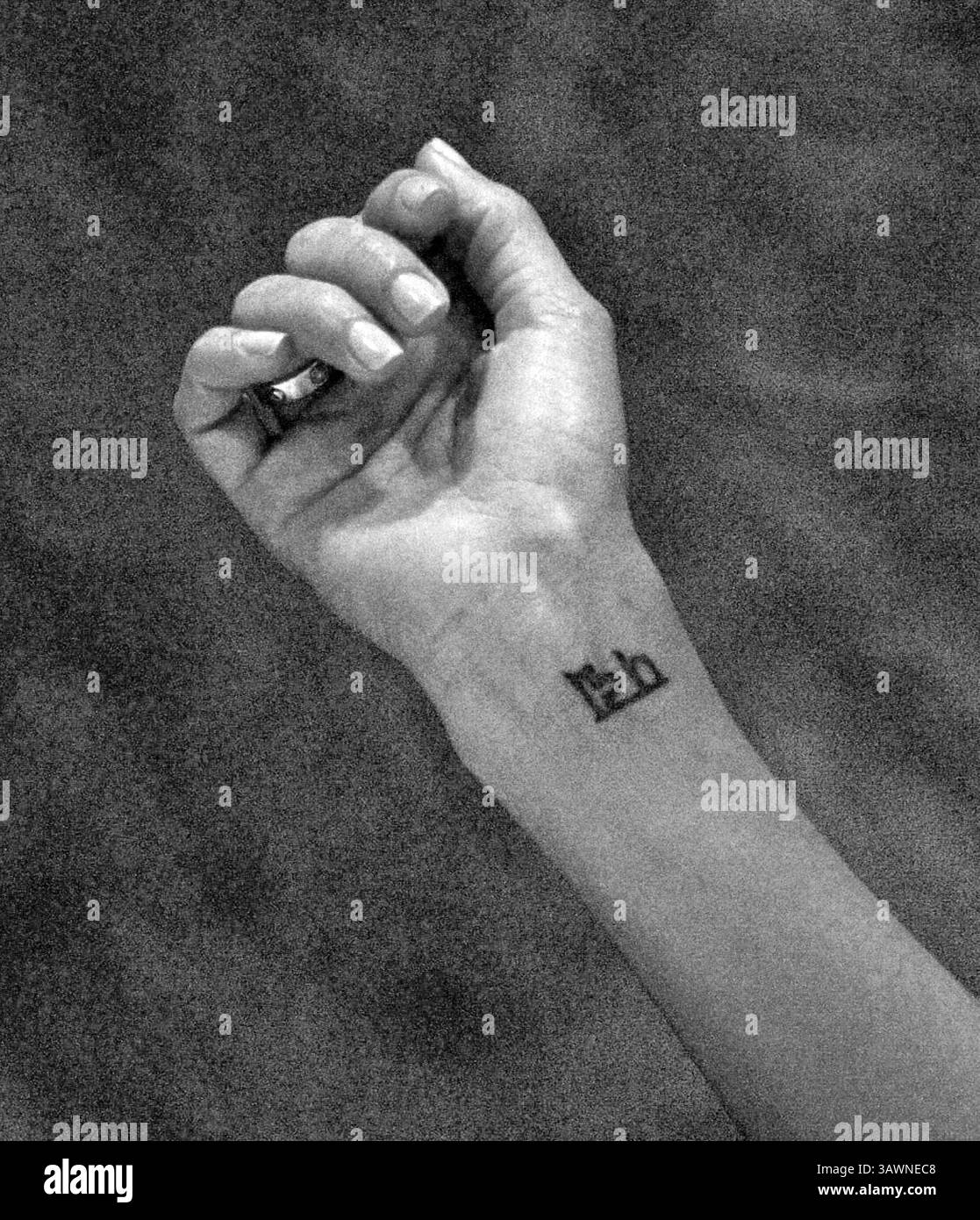 June 28, 2005 - JESSICA ALBA promoting 'Fantastic Four' in New York ...