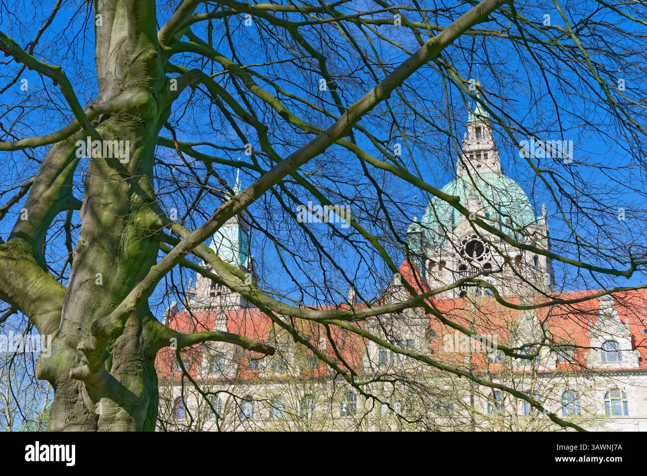South-east side of the New Town Hall in Hanover Stock Photo - Alamy