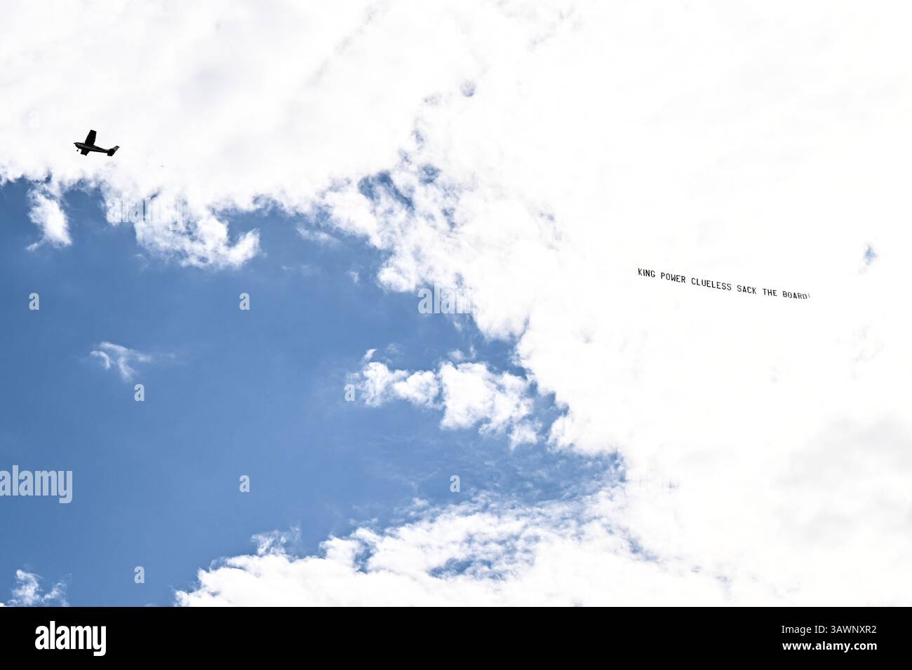 Liverpool plane 2025 hi-res stock photography and images - Alamy