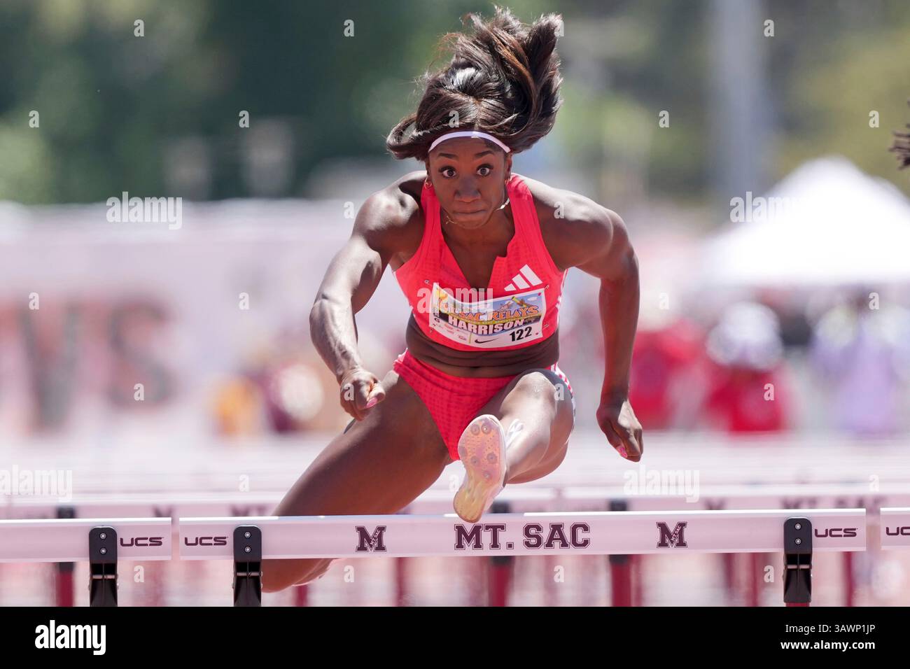 Keni Harrison aka Kendra Harrison wins the women's 100m hurdles in 12. ...
