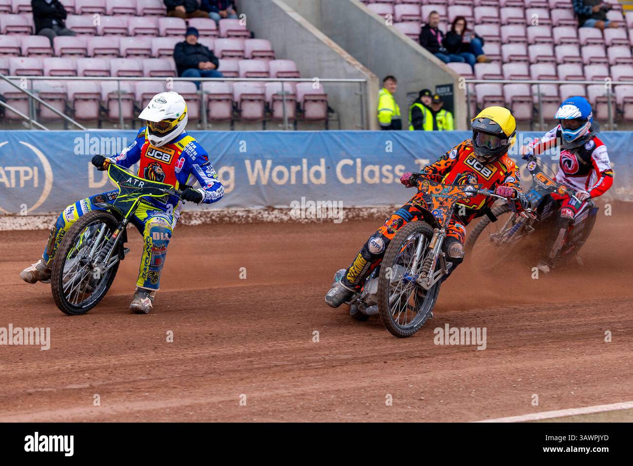 Manchester, UK. 06th Oct, 2020. Darryl Ritchings (Guest) of Leicester ...