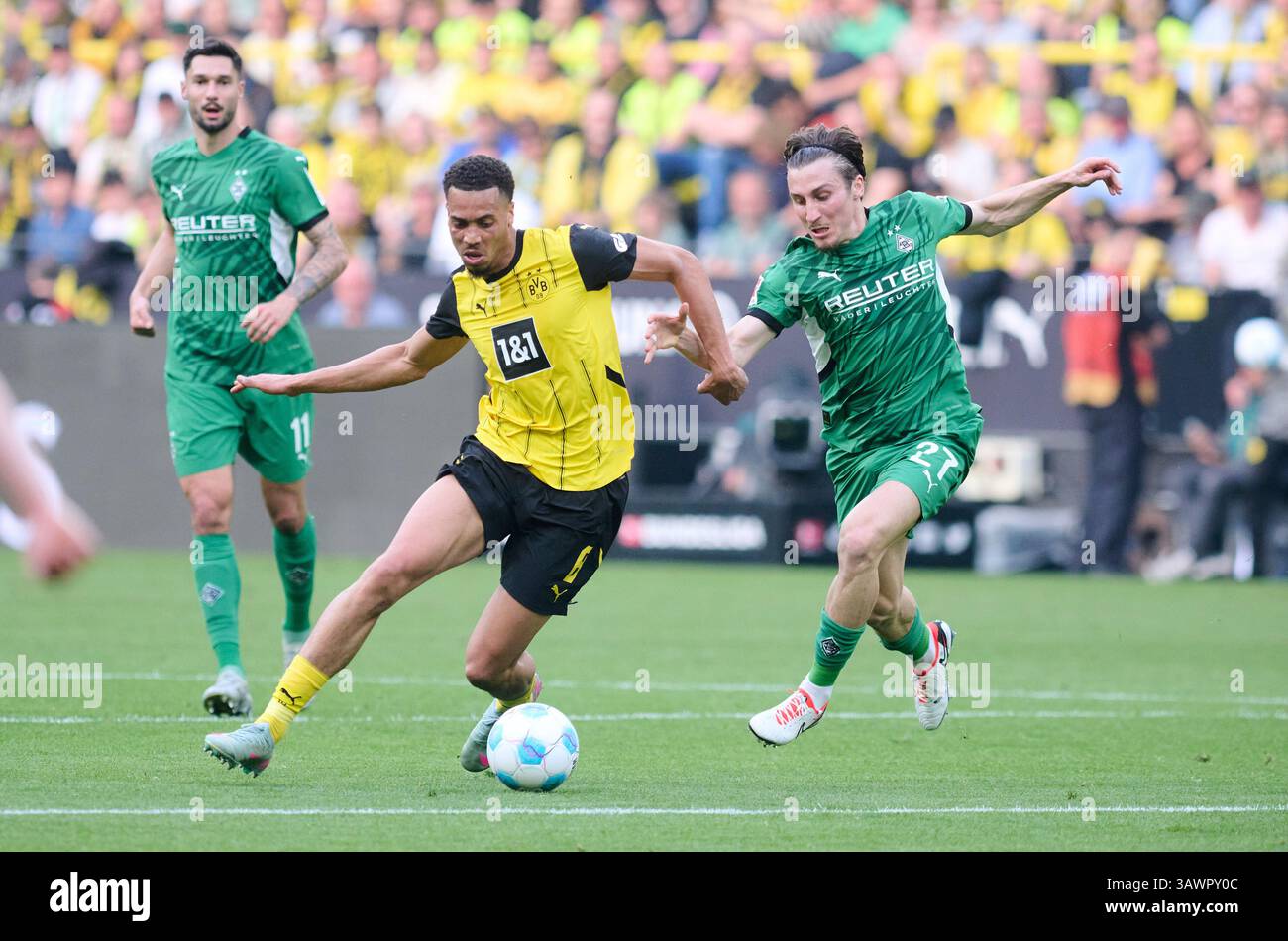 20 April 2025, North Rhine-Westphalia, Dortmund: Soccer: Bundesliga ...
