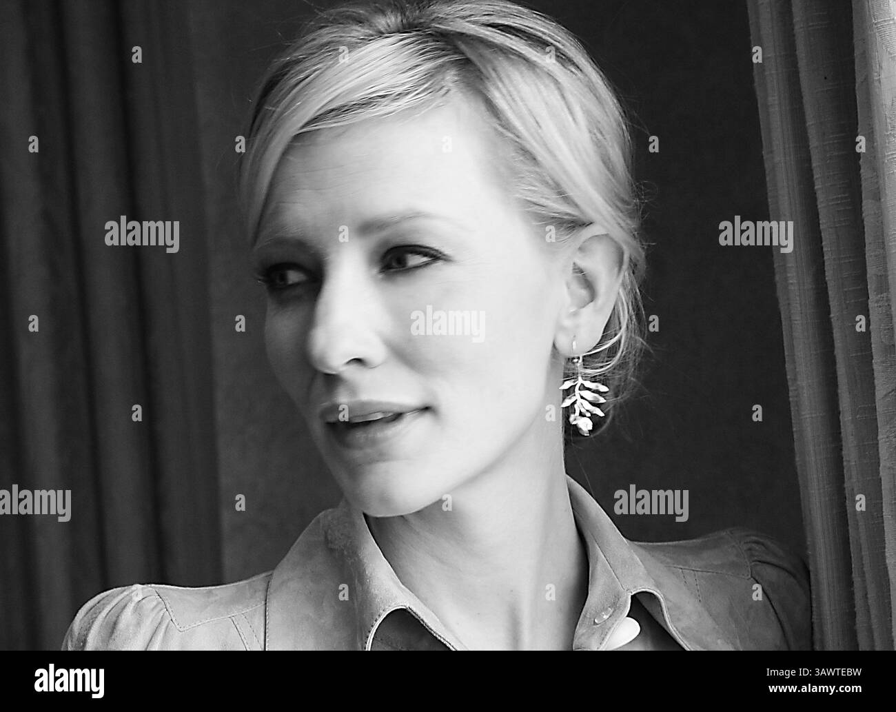 November 20, 2004 - Hollywood, California, U.S. - Cate Blanchett ...