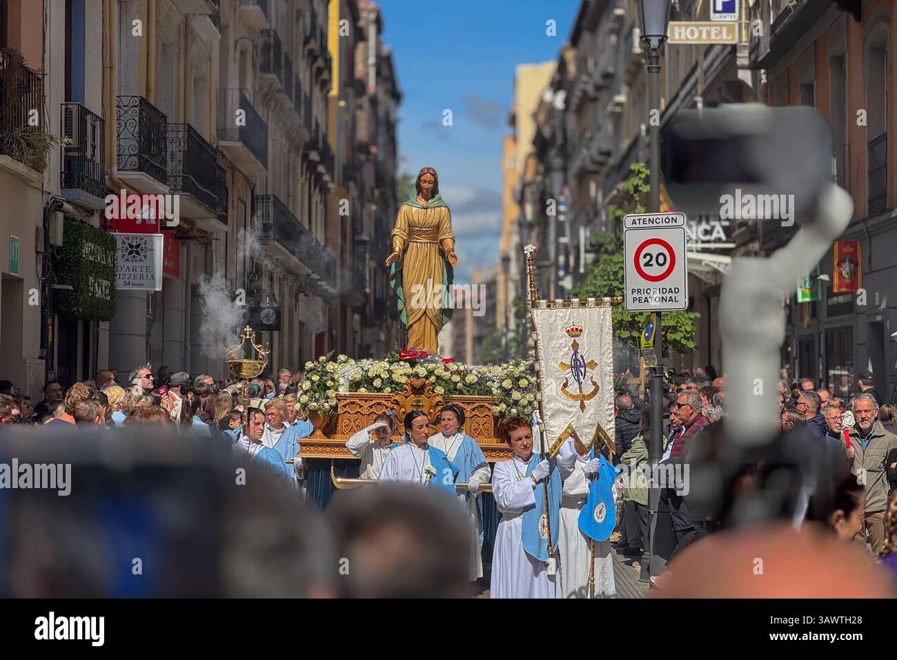 Easter Sunday processions in Zaragoza, Spain Stock Photo - Alamy
