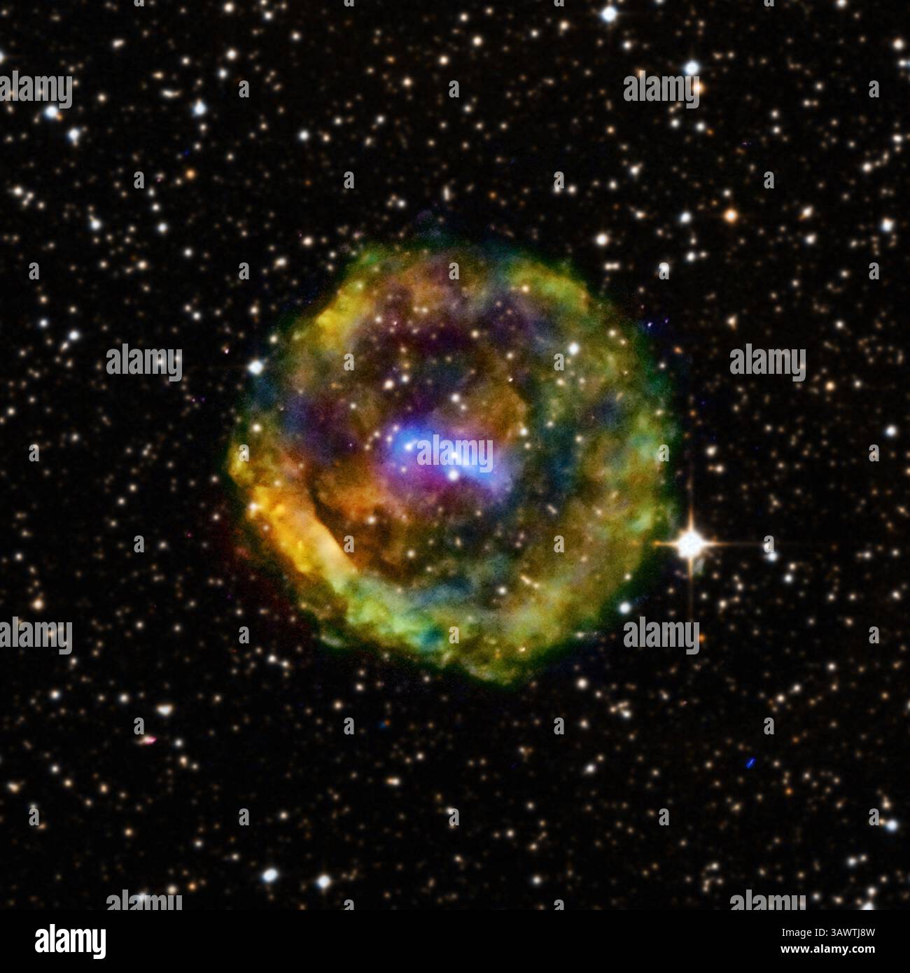 Aug 17, 2016 - Space - A new look at the debris from an exploded star ...