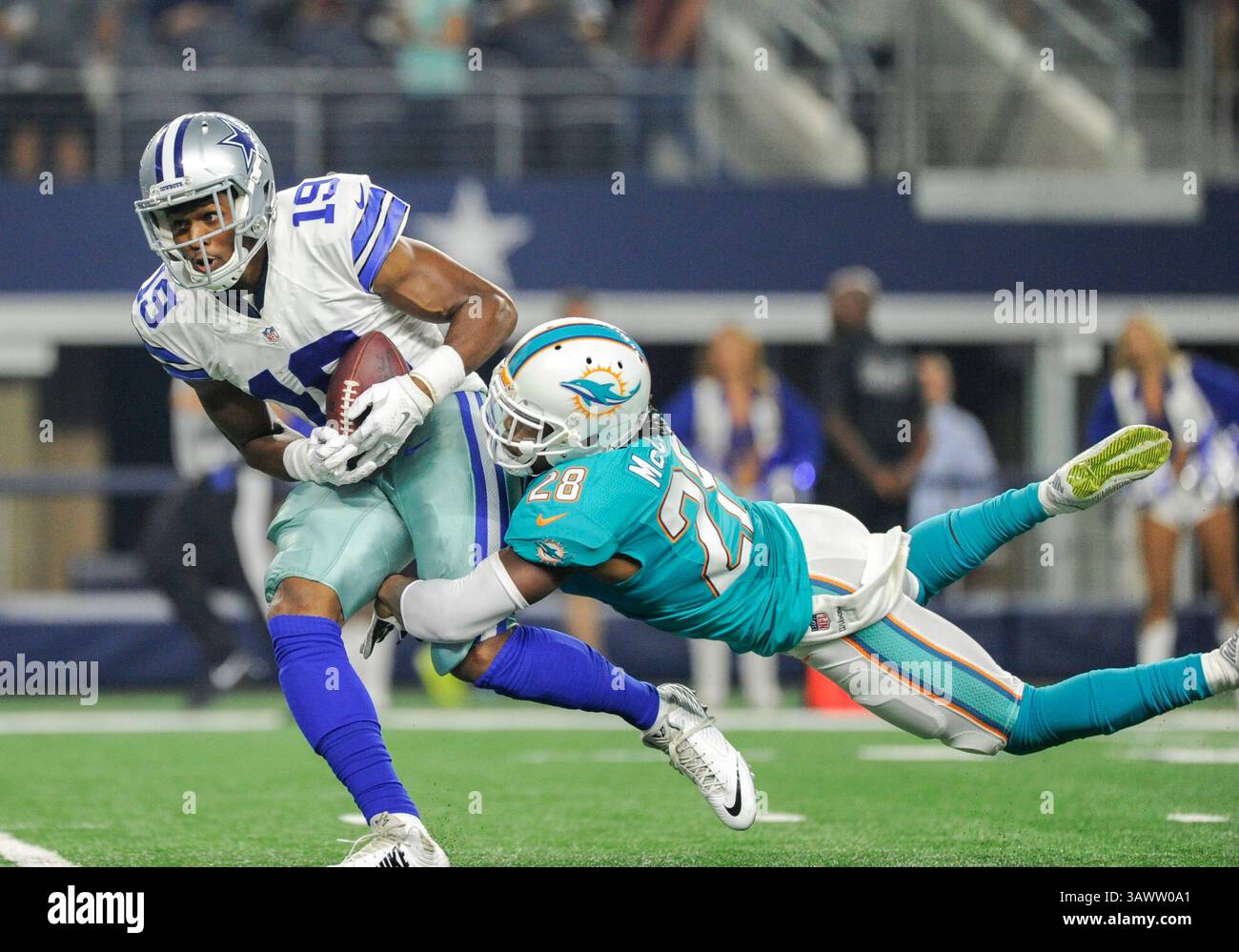 36'30 line hi-res stock photography and images - Alamy