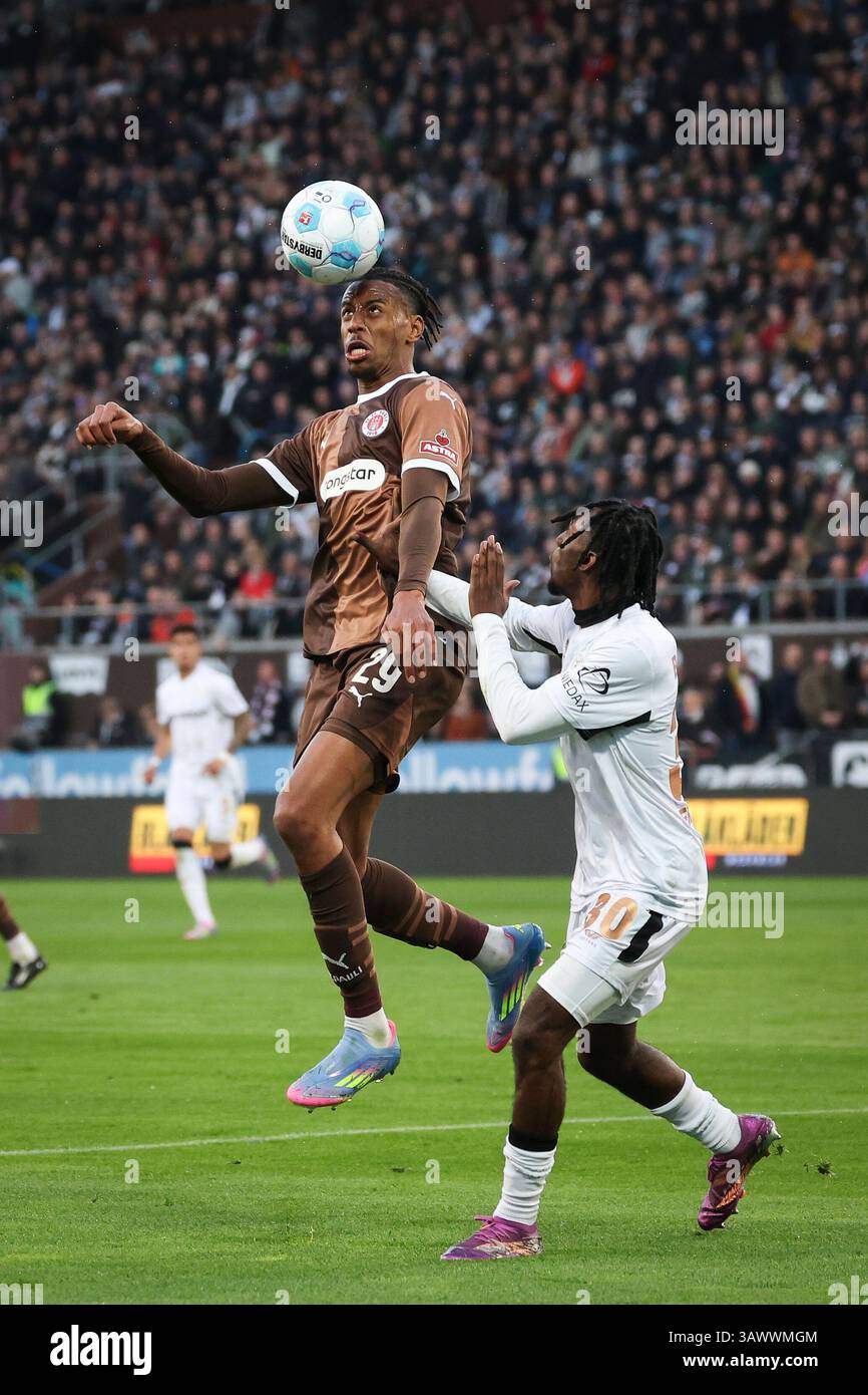 Hamburg, Germany. 20th Apr, 2025. Soccer: Bundesliga, FC St. Pauli ...