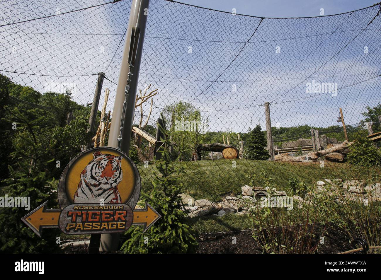 Rosebrough hi-res stock photography and images - Alamy