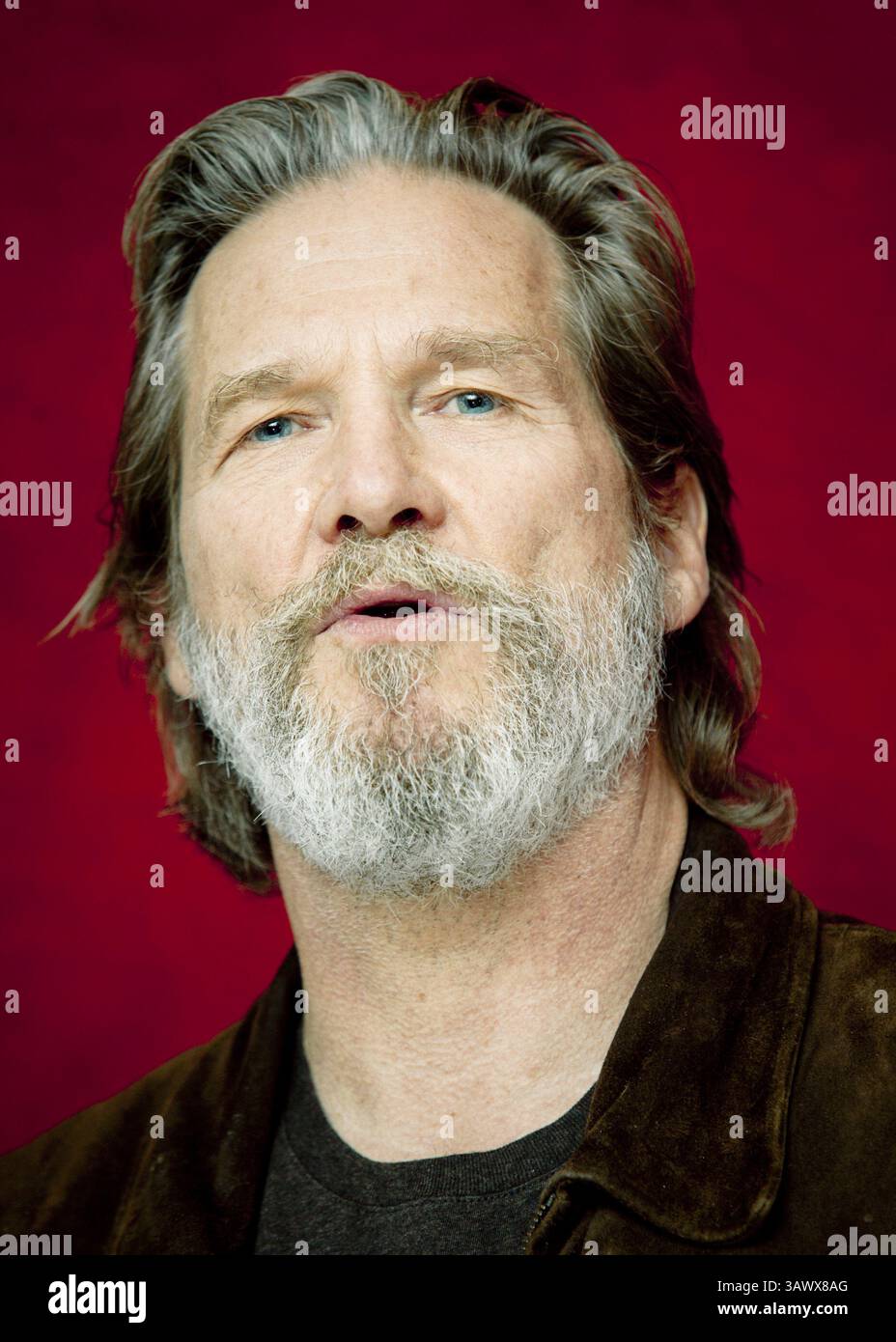 December 2, 2009 - Hollywood, California, U.S. - JEFF BRIDGES promotes ...
