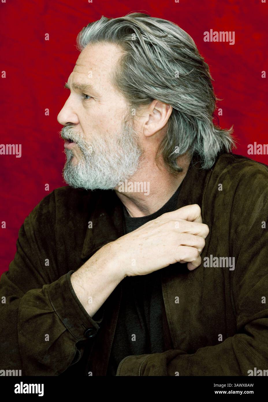 December 2, 2009 - Hollywood, California, U.S. - JEFF BRIDGES promotes ...