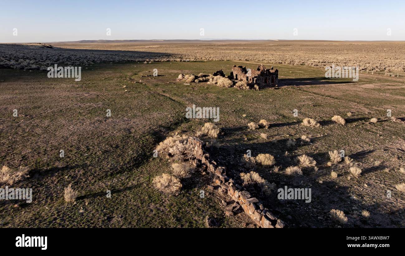 Stage stop building hi-res stock photography and images - Alamy