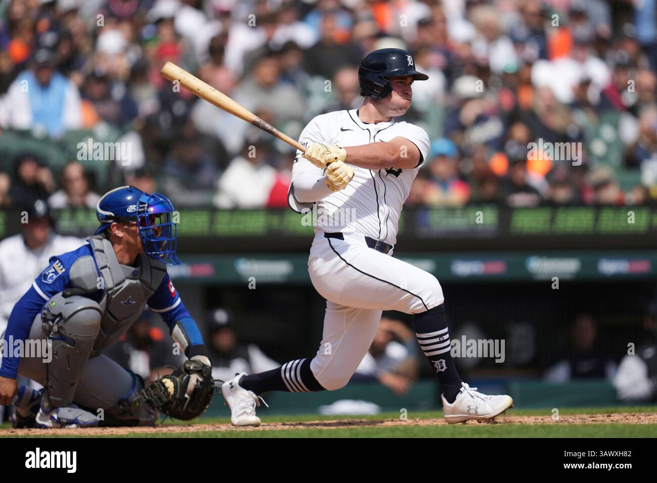 Detroit Tigers' Kerry Carpenter hits a one-run single against the ...