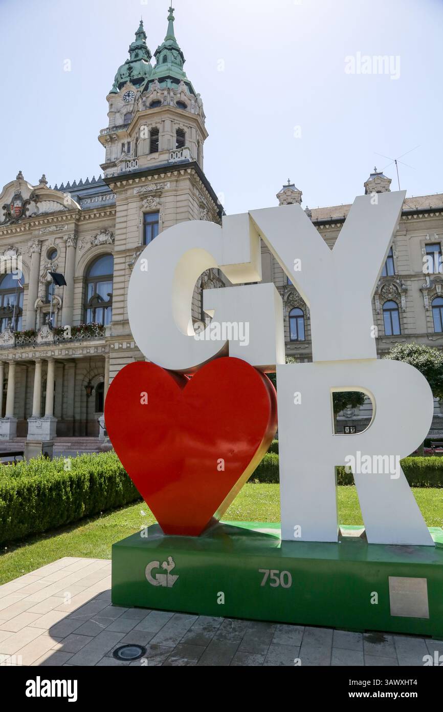 Gyor city square hi-res stock photography and images - Alamy