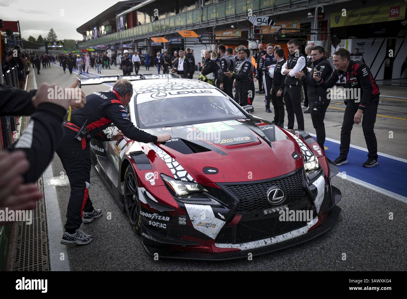 Celebration Akkodis ASP Team, Lexus RC F GT3 #78, LM GT3, podium ...