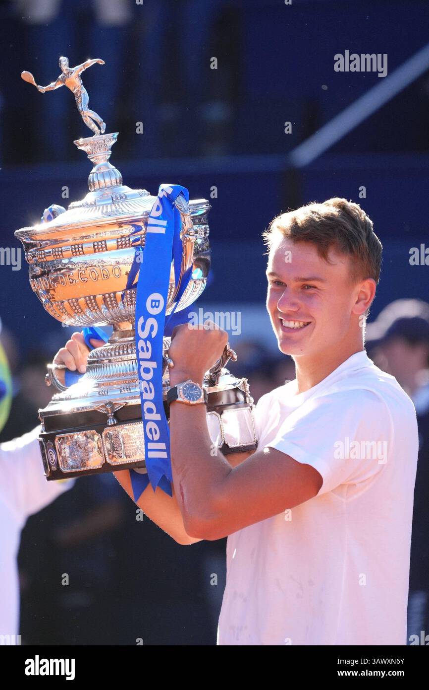 Barcelona, Spain. 20th April 2025; Real Club de Tenis Barcelona 1899, Barcelona, Spain: ATP 500 ...