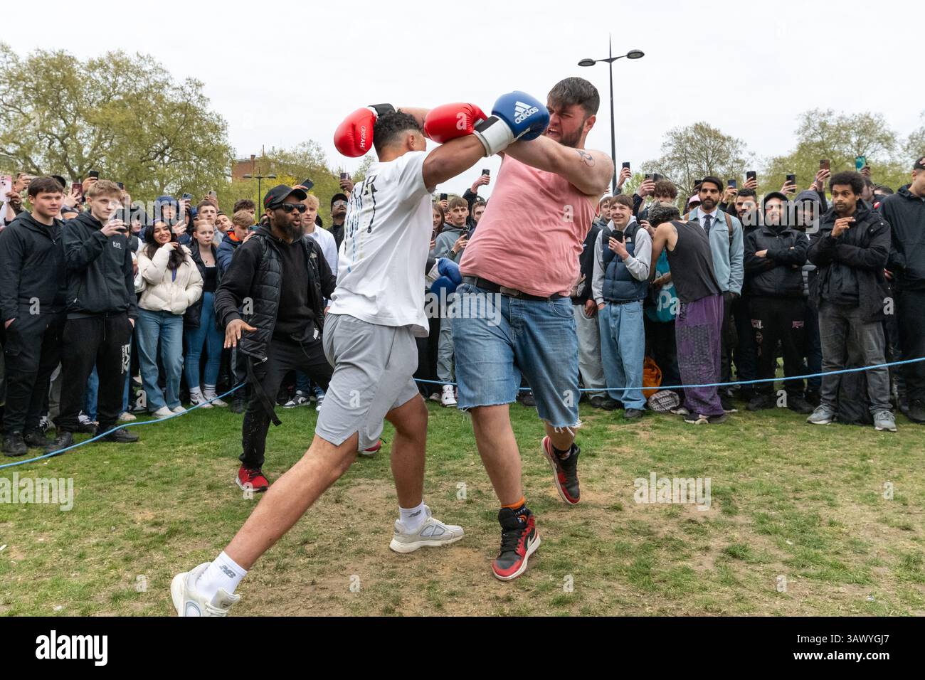 London, UK. 20 April 2025. Public boxing fight was organized by ...